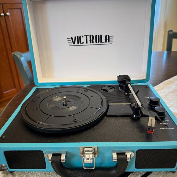 Victrola | Portable Audio & Video | Victrola Vintage 3speed Bluetooth ...